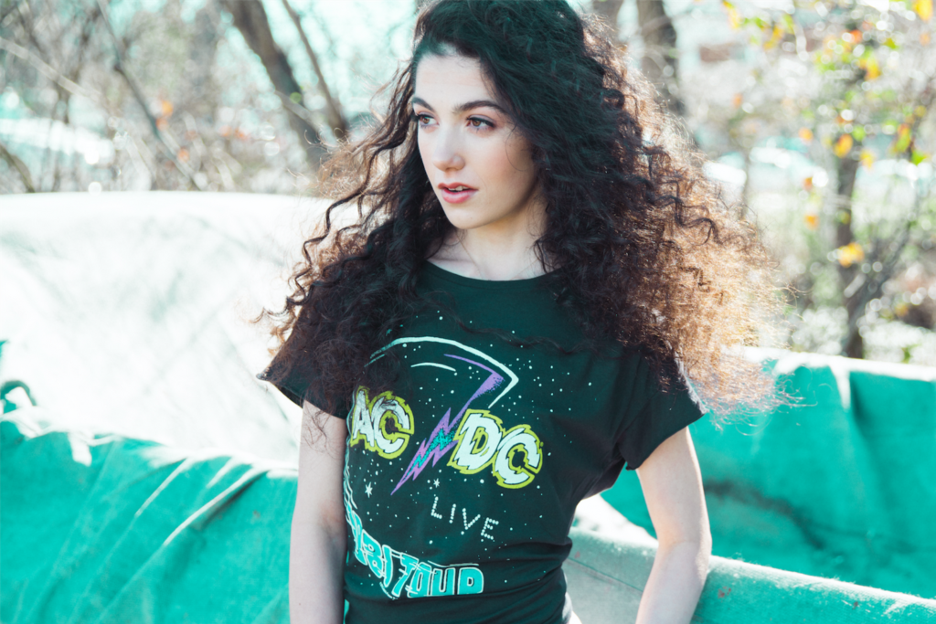 Caroline Romano Has A Message In Her Music | The New Nine