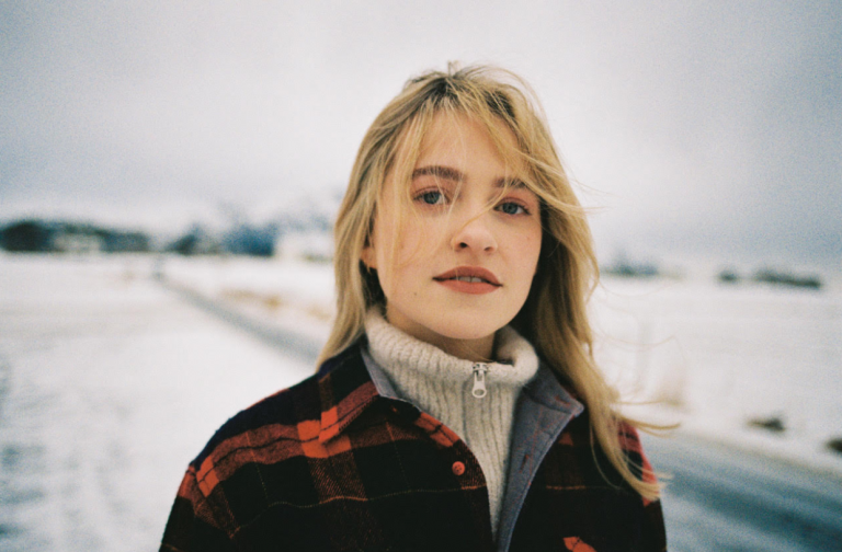 SKAAR’s Haunting Voice Is Exactly What You Need | The New Nine